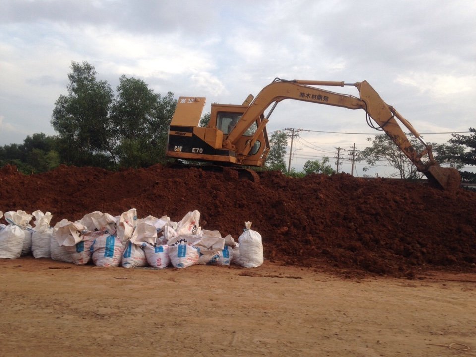 Đất Đỏ Trồng Cây – Đất Thịt Trồng Cây